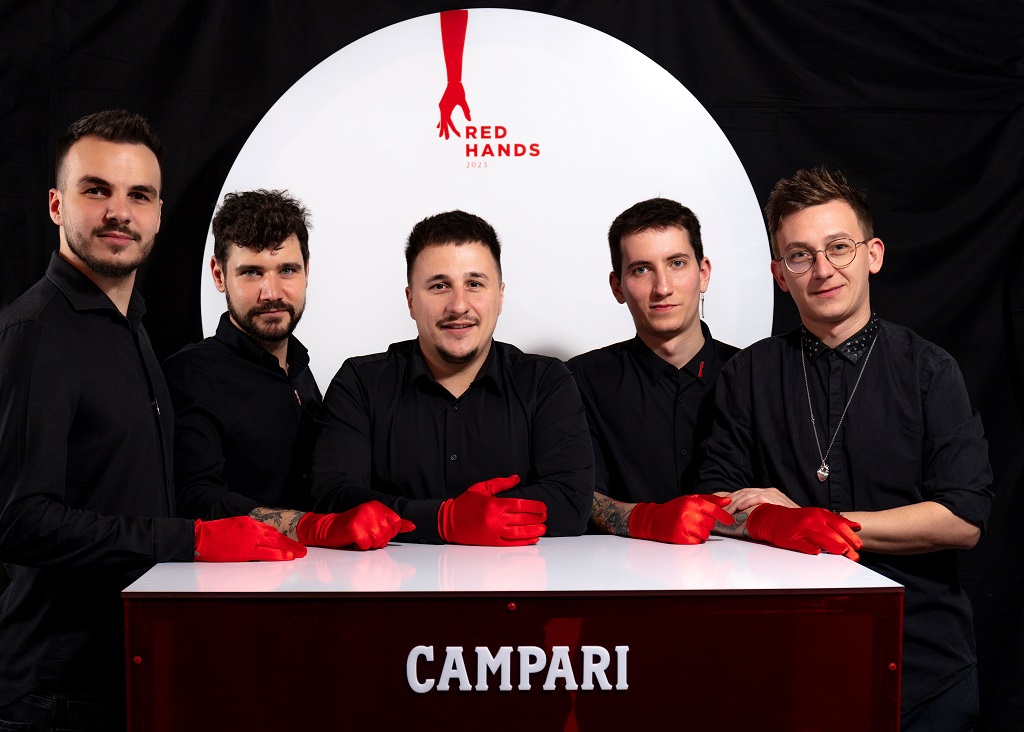 Campari încheie cu succes prima ediție a proiectului Red Hands în ...